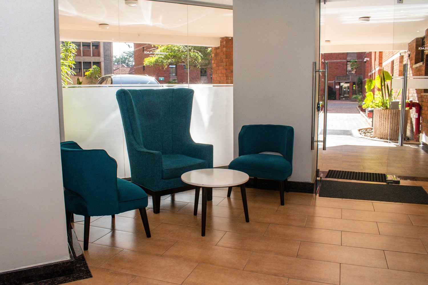 How to Choose the Best Serviced Apartment for Your Needs: A Complete Guide